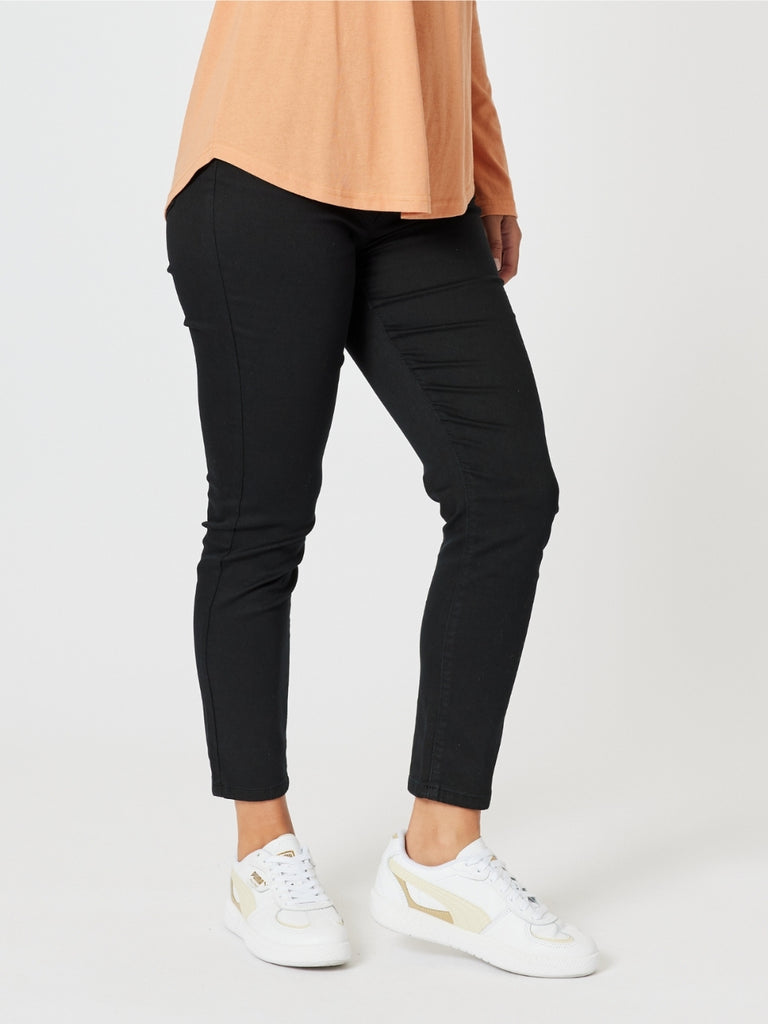 Chicago Slim Leg Jean - Black – Threadz